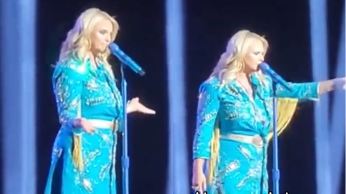 Miranda Lambert Stops Concert to Berate Fans Taking Selfies