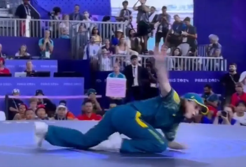 Australian Breakdancer's Interesting Moves Leave Fans Speechless