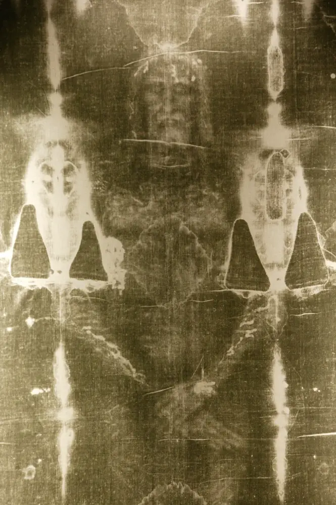 AI Recreates Jesus's Face Based On Shroud Of Turin