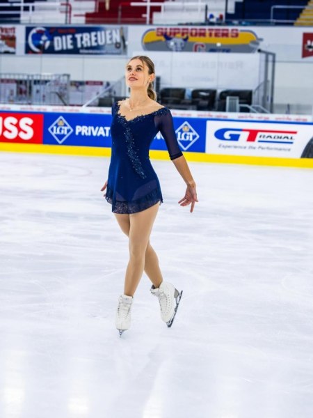 Julia Marie Gaiser Killed In Tragic Crash Aged 23